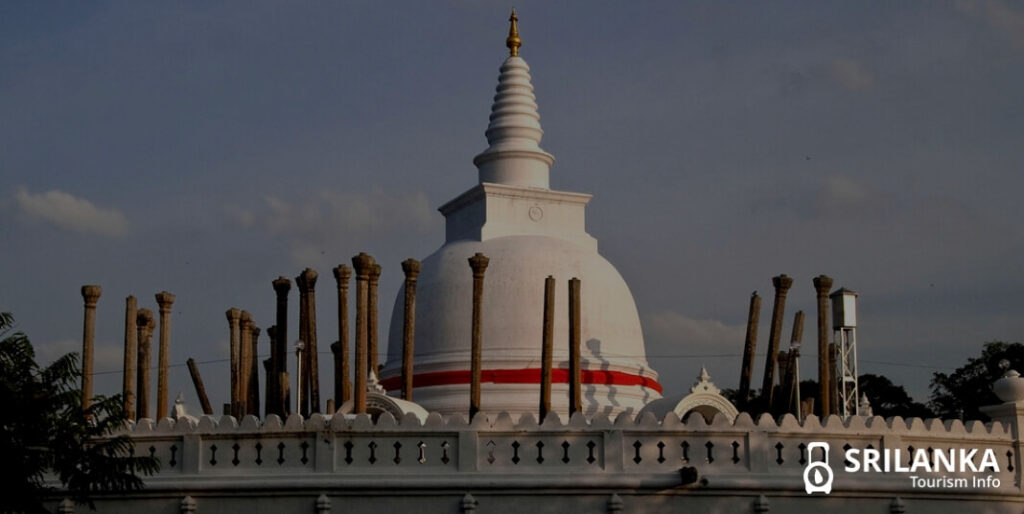 Sri Pada (Adam's Peak) - Guide to the Sacred Footprint